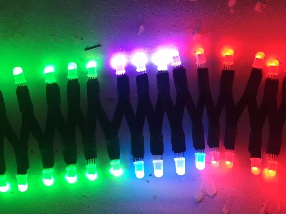 100pcs Leds String Addressable APA106-F5 DC5V Frosted 3cm wire spacing ...